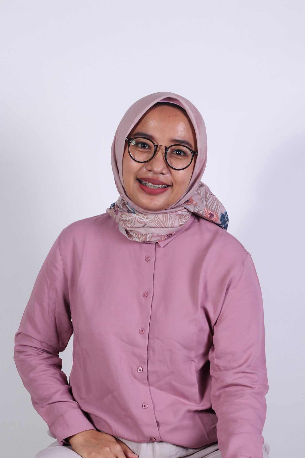 Vivien Sylvina, S.IP., M.A. – COMMUNICATION PROGRAM